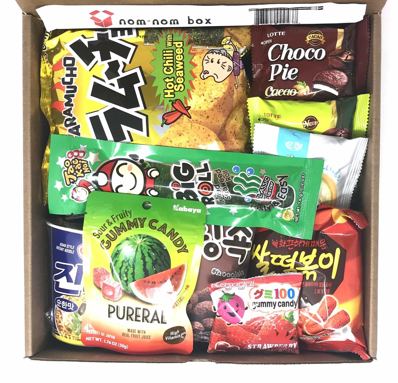 Deluxe Asian Snack Box (20 Count) | Variety Assortment of Japanese ...