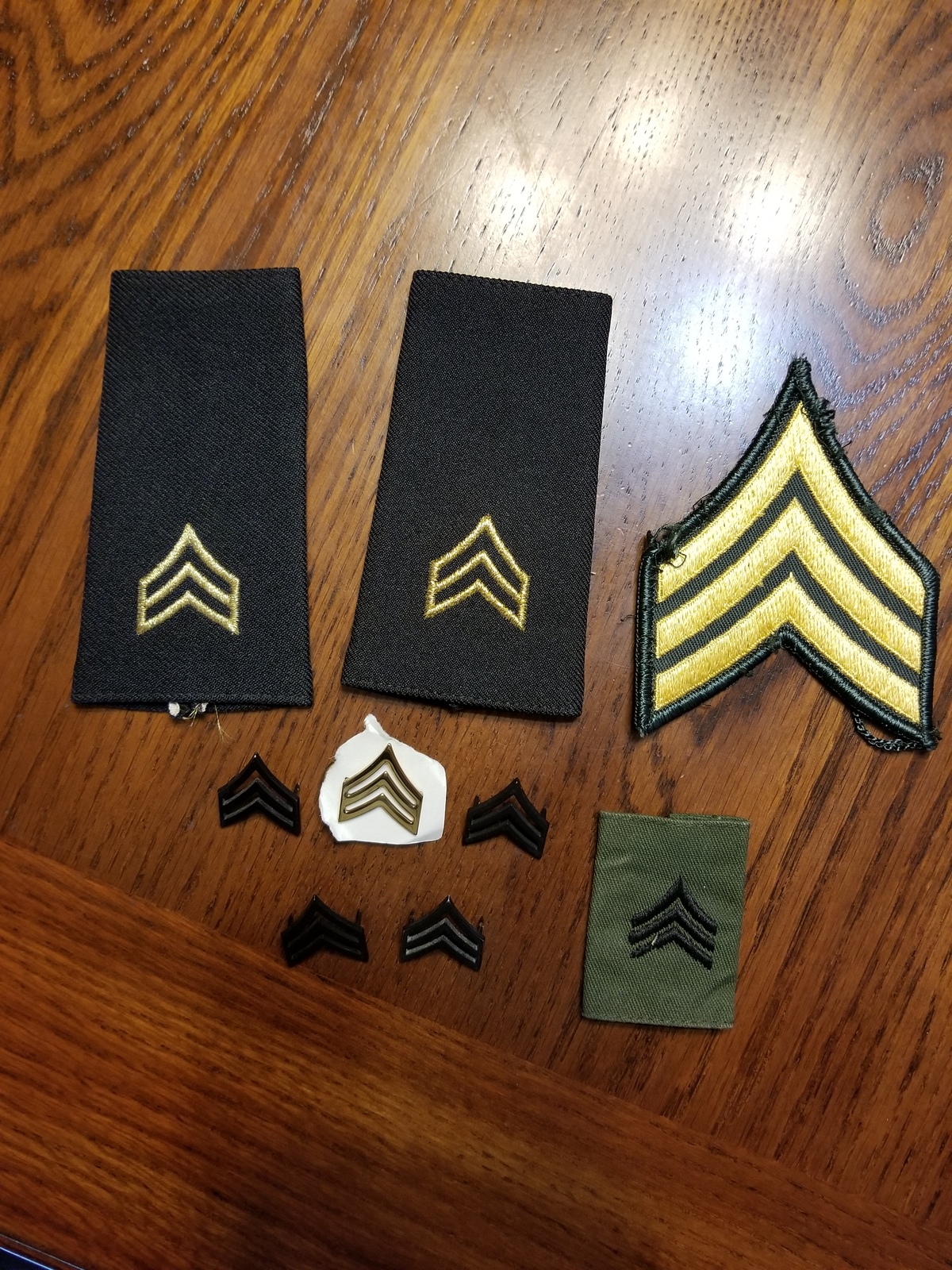 MILITARY PATHCES AND PINS, E5 PIN ON RANK, E5 SGT RANK SHOULDER ...
