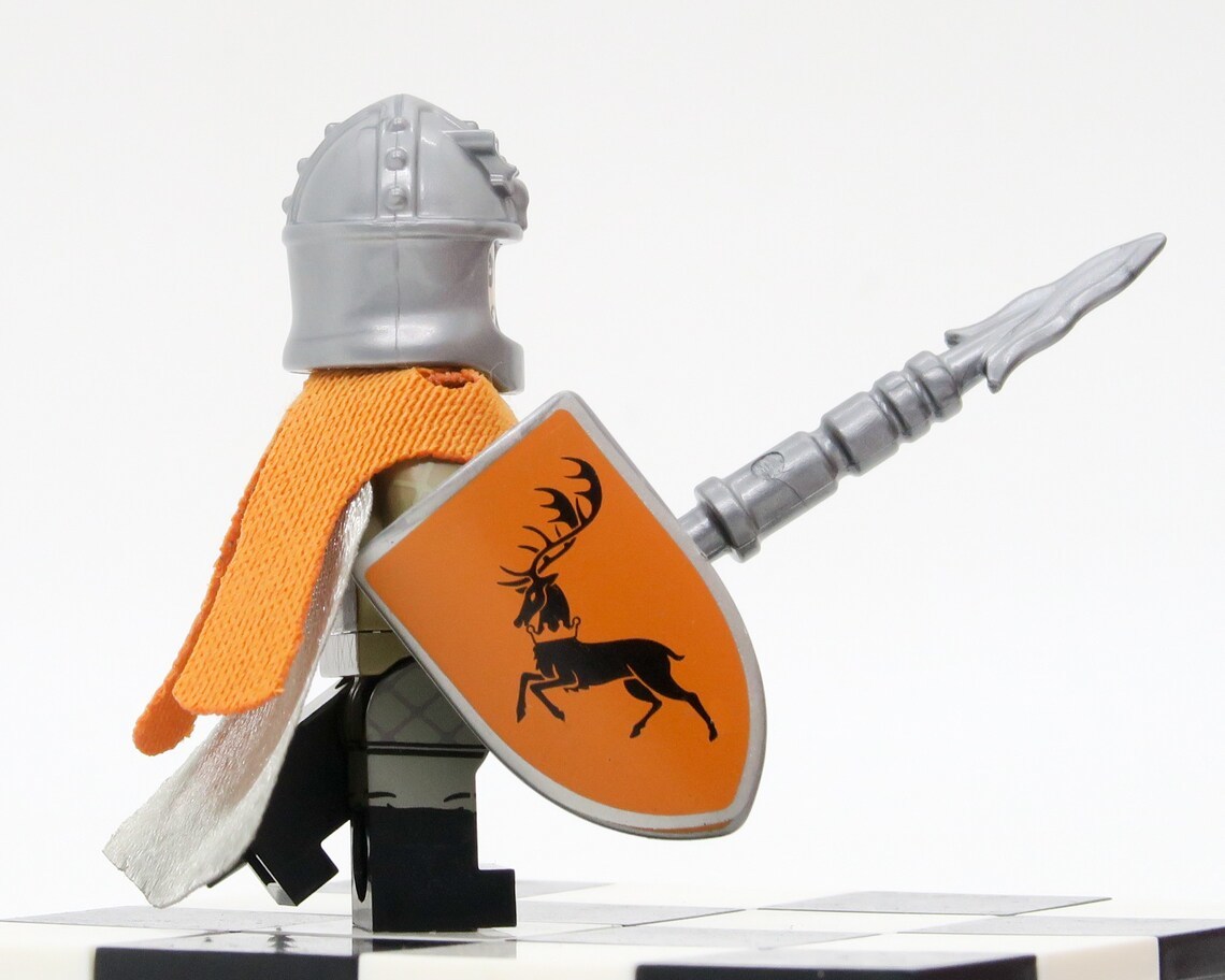 Game of Thrones House Baratheon Soldier Spearman Minifigures Weapons ...