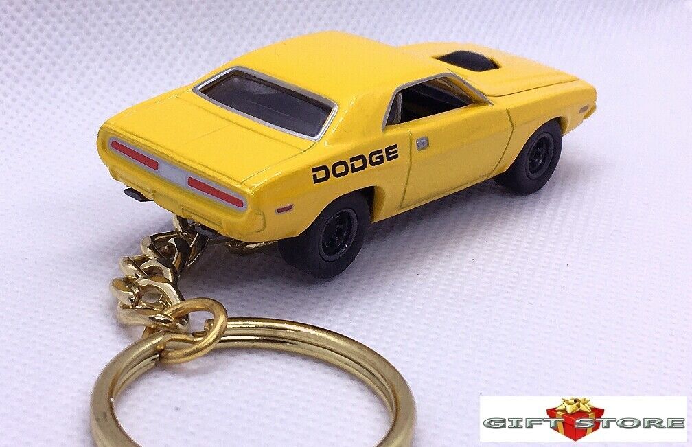 RARE KEY CHAIN 1970/1974 YELLOW DODGE CHALLENGER RT 440 SIX PACK NEW ...