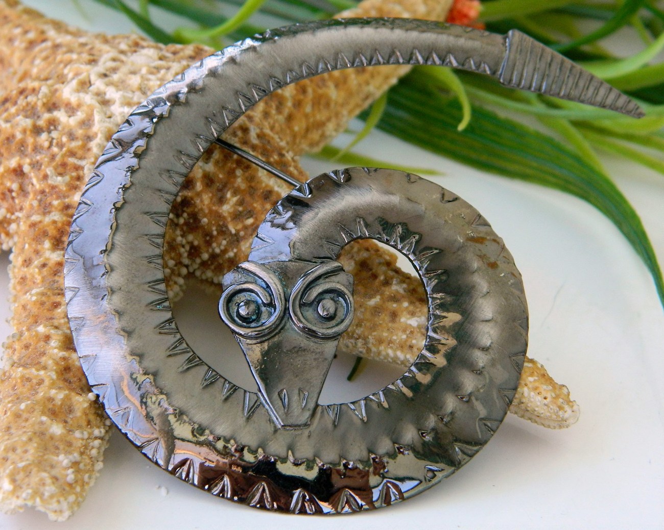 Vintage Coiled Snake Brooch Pin Rattlesnake Bronze Geometric - Pins ...