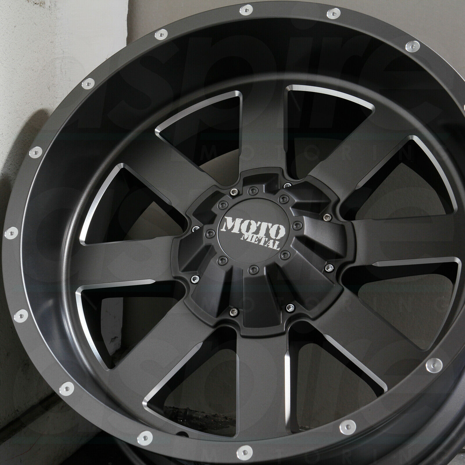 One 17x10 Moto Metal MO962 8x6.5/8x165.1 -24 Gunmetal Wheels Rims - Wheels