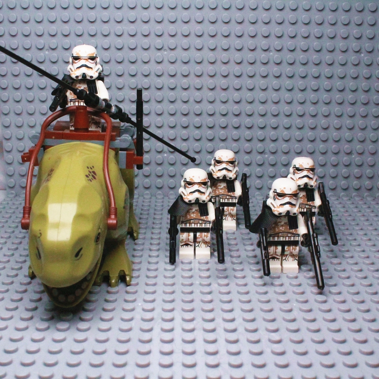 Star Wars Dewback Sand Stormtrooper Minifigure Set - Building Toys & Blocks