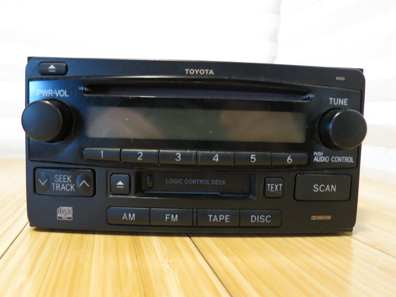 Toyota OEM Rav4 Celica Highlander 4Runner AM FM Radio Tape CD Player ...