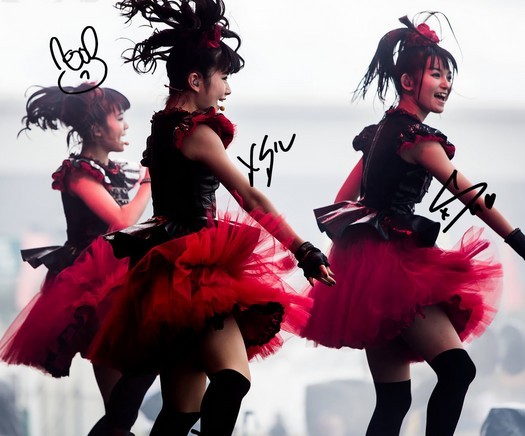 * BABYMETAL GROUP SIGNED POSTER PHOTO 8X10 RP AUTOGRAPHED FUNKO ...
