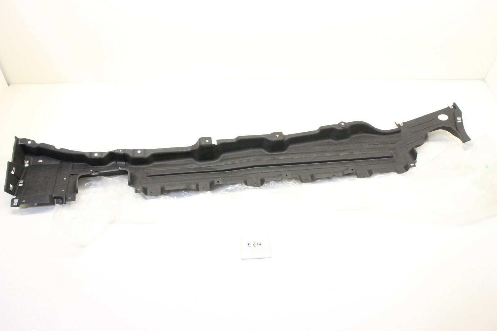 New OEM Land Rover Range LWB 2014-2022 Lower Splash Shield RH LR108324 ...