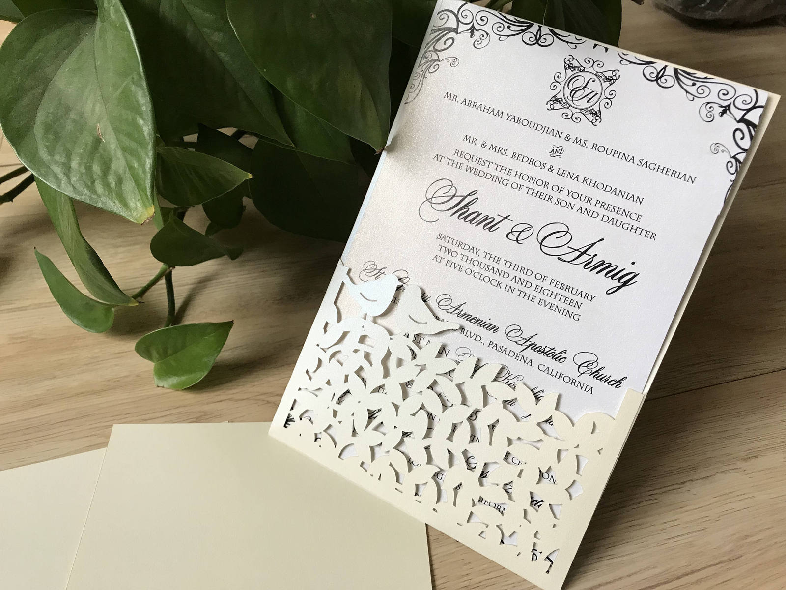 50pcs laser cut Wedding Invitations,custom Pocket laser cut invitations ...