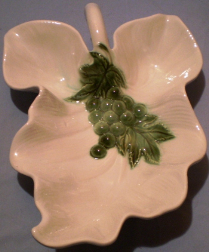 Hull Pottery Tokay Flower Bowl #19 - 1950s