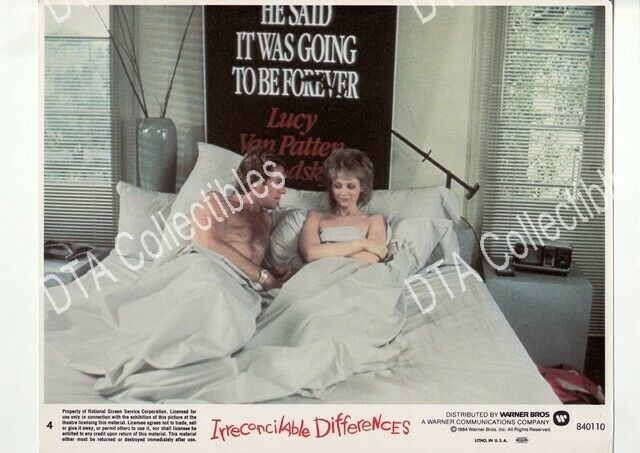 IRRECONCILABLE DIFFERENCES-RYAN ONEAL-SHELLEY LONG-STIL FN - Color