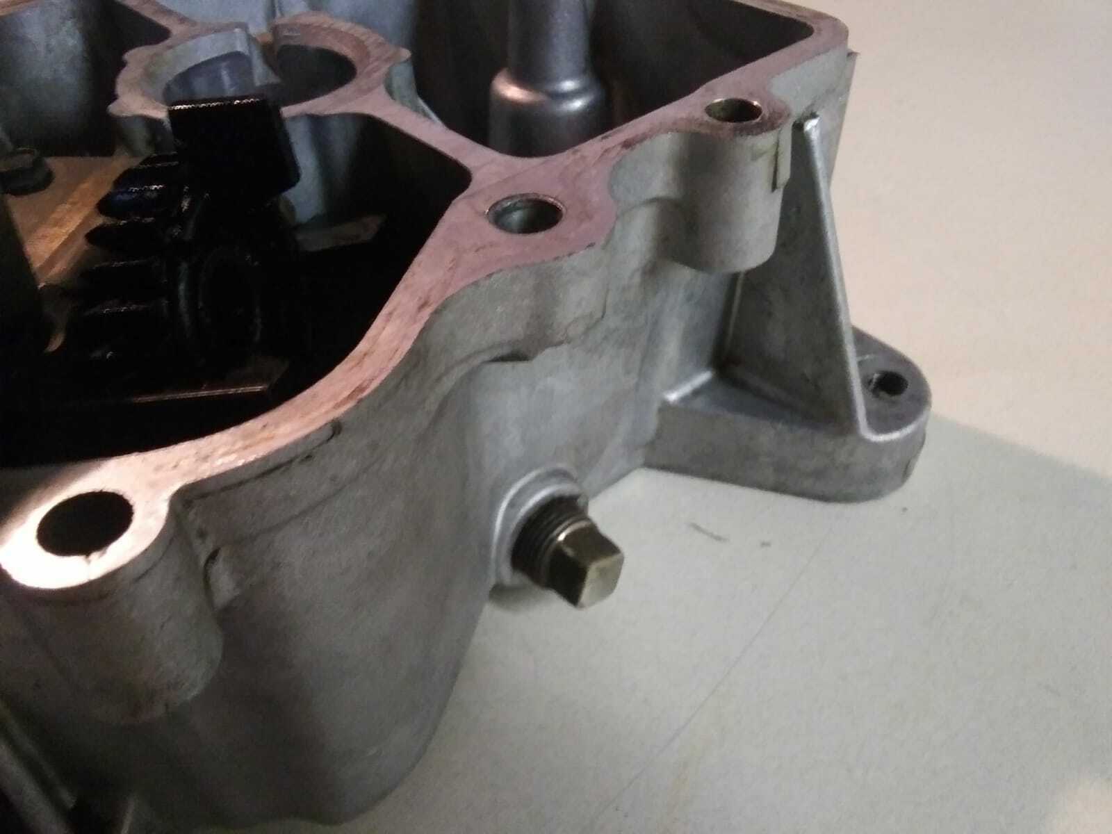 GENUINE OEM BRIGGS AND STRATTON ENGINE CRANKCASE COVER OIL PAN SUMP ...