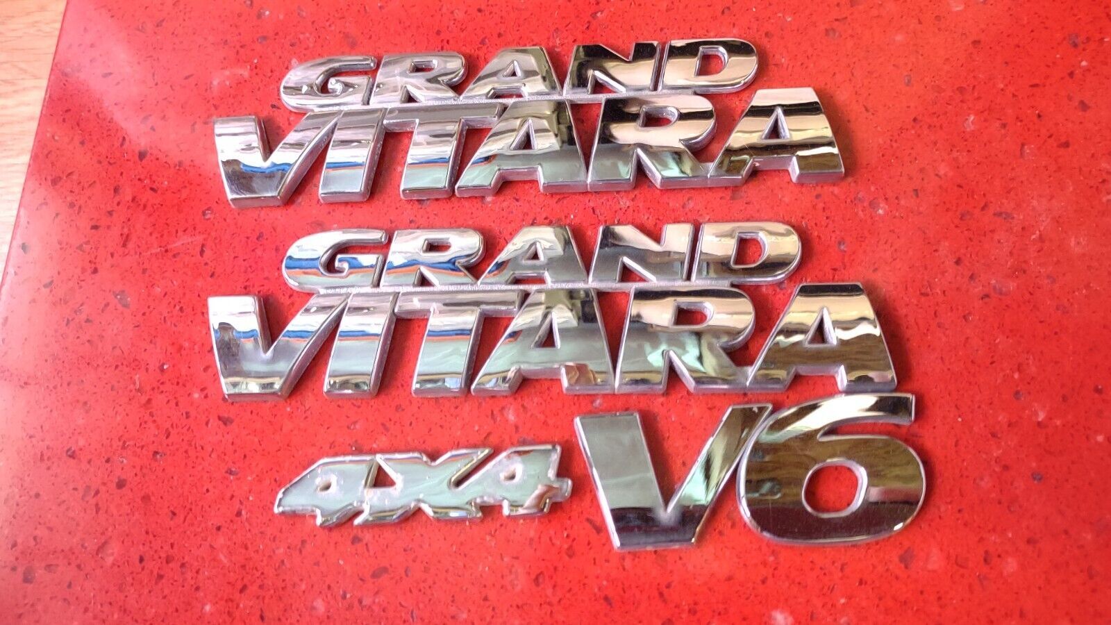 01-2003 SUZUKI GRAND VITARA V6 4x4 COMPLETE EMBLEM SET CHROME EMBLEMS ...