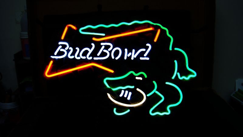 Bud Bowl Bowtie Crocs Alligator Neon Light Sign 16" x 14" - Other ...