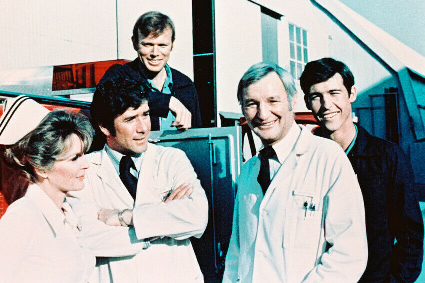 EMERGENCY! RANDOLPH MANTOOTH ROBERT FULLER CAST POSTER - Photographs