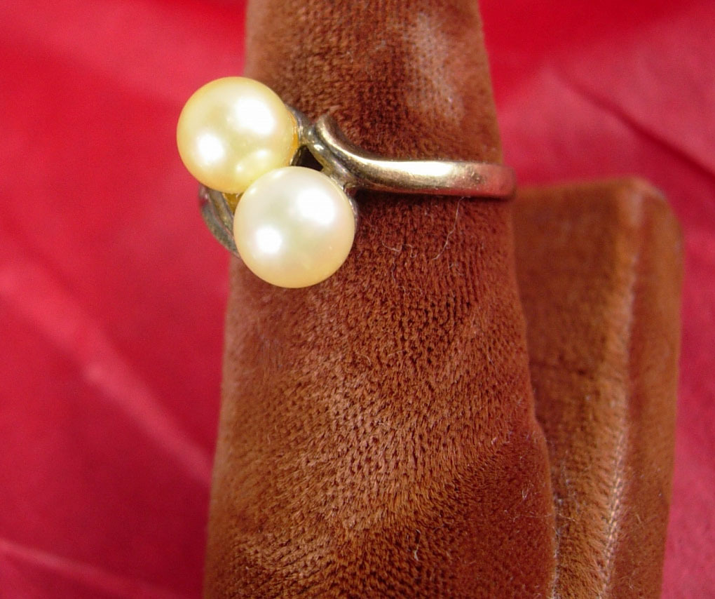 Vintage STERLING genuine TWO pearl RING size 6 - Rings