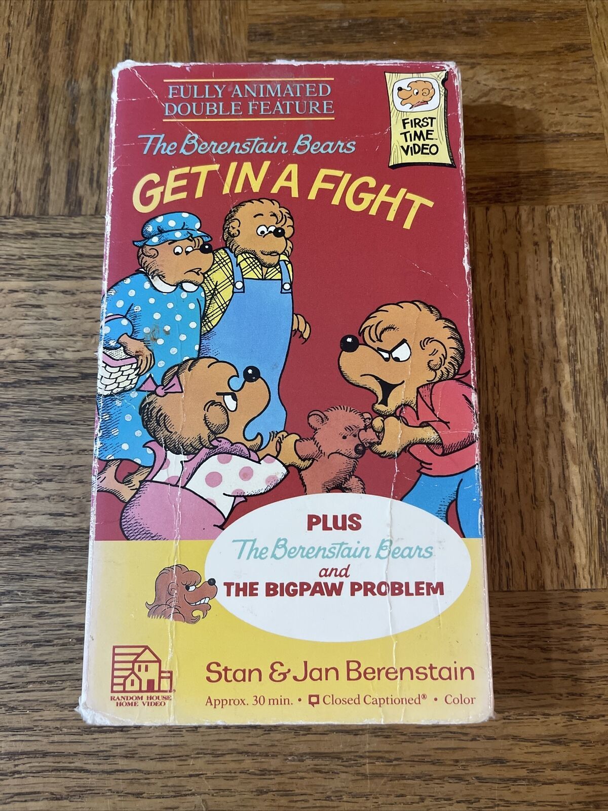 The Berenstain Bears Get In A Fight VHS - VHS Tapes