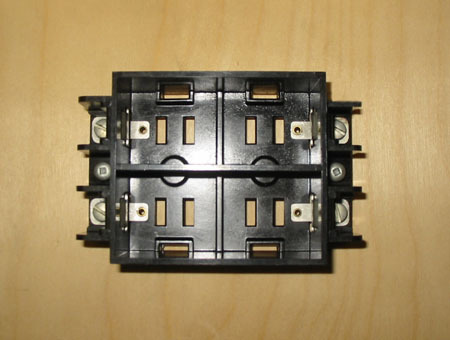 Aec 4 Circuit Fuse Buse Block / 120 240 Volt and 50 similar items