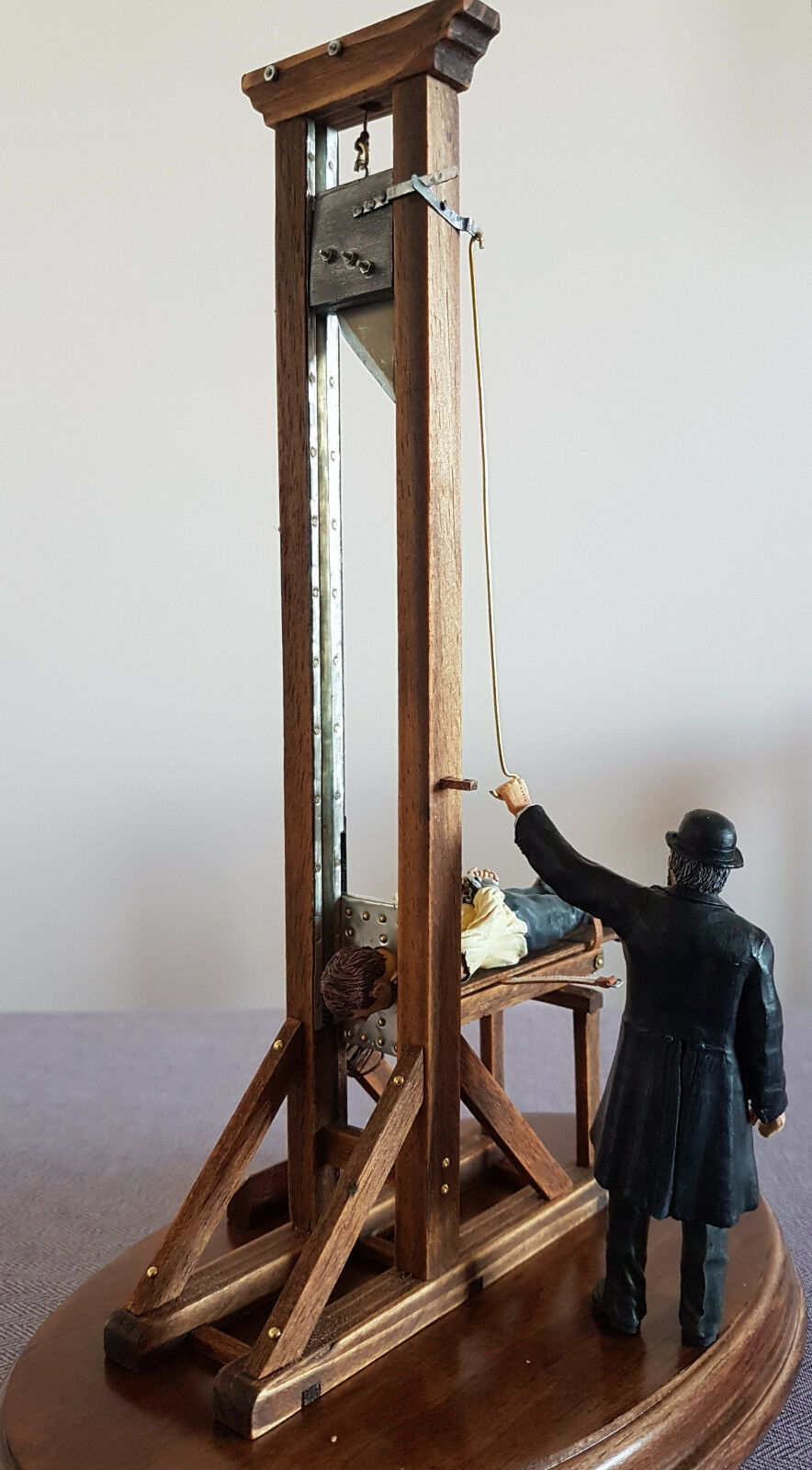 Handmade guillotine functional and figures high quality + + - Other Crafts