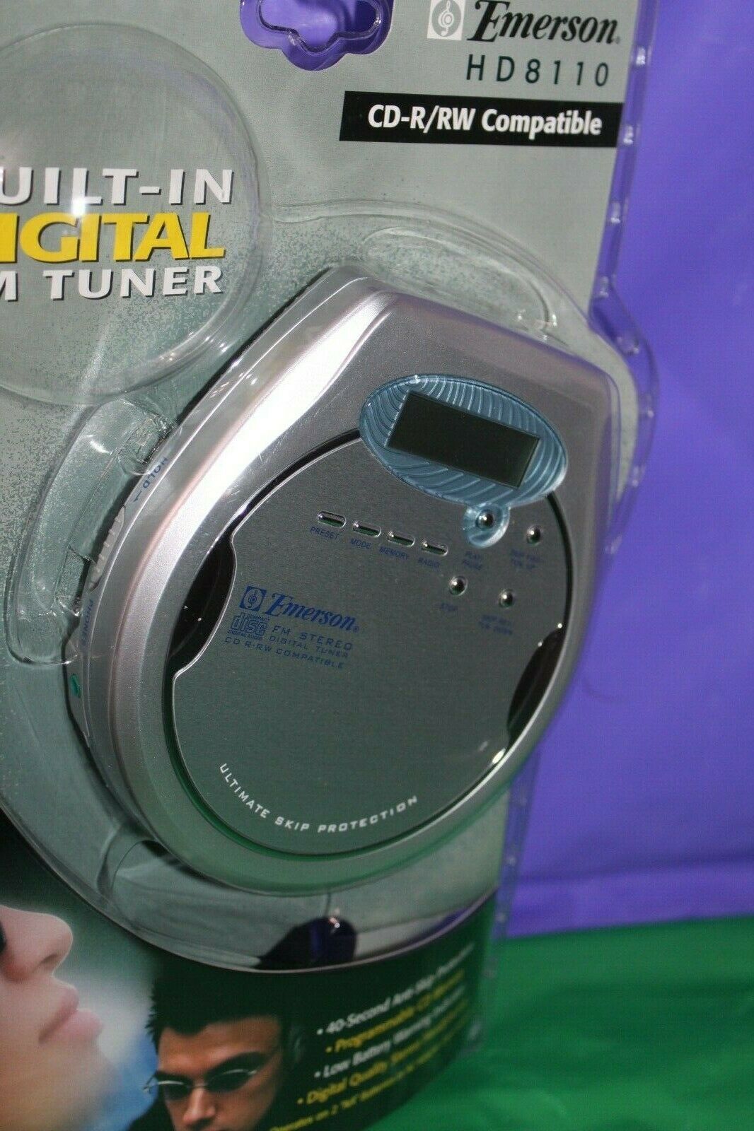 Emerson Portable CD Player CD-R/RW Compatable With Built in Digital FM ...