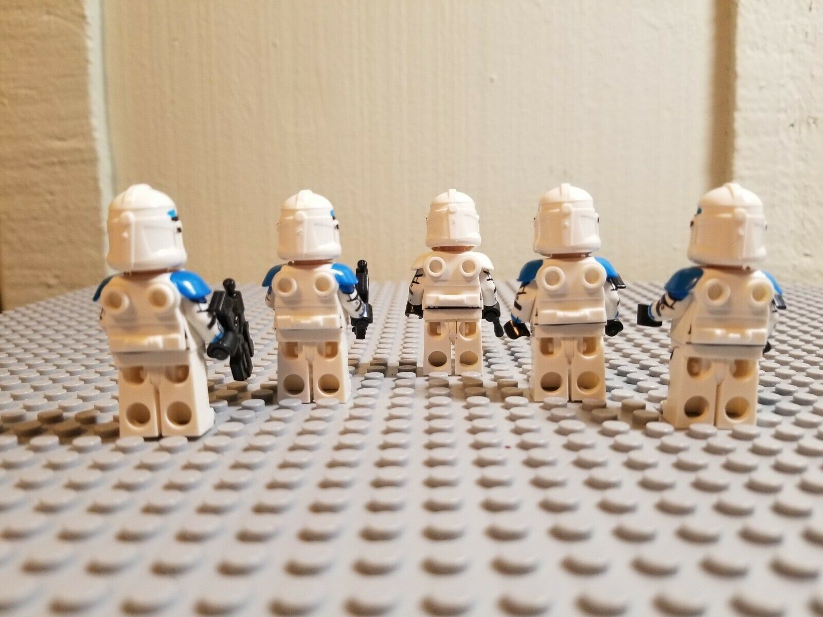 5Pcs Lieutenant Jesse With 501st Clone And Similar Items 5pcs-lieutenant-jesse-with-501st-clone-and-similar-items