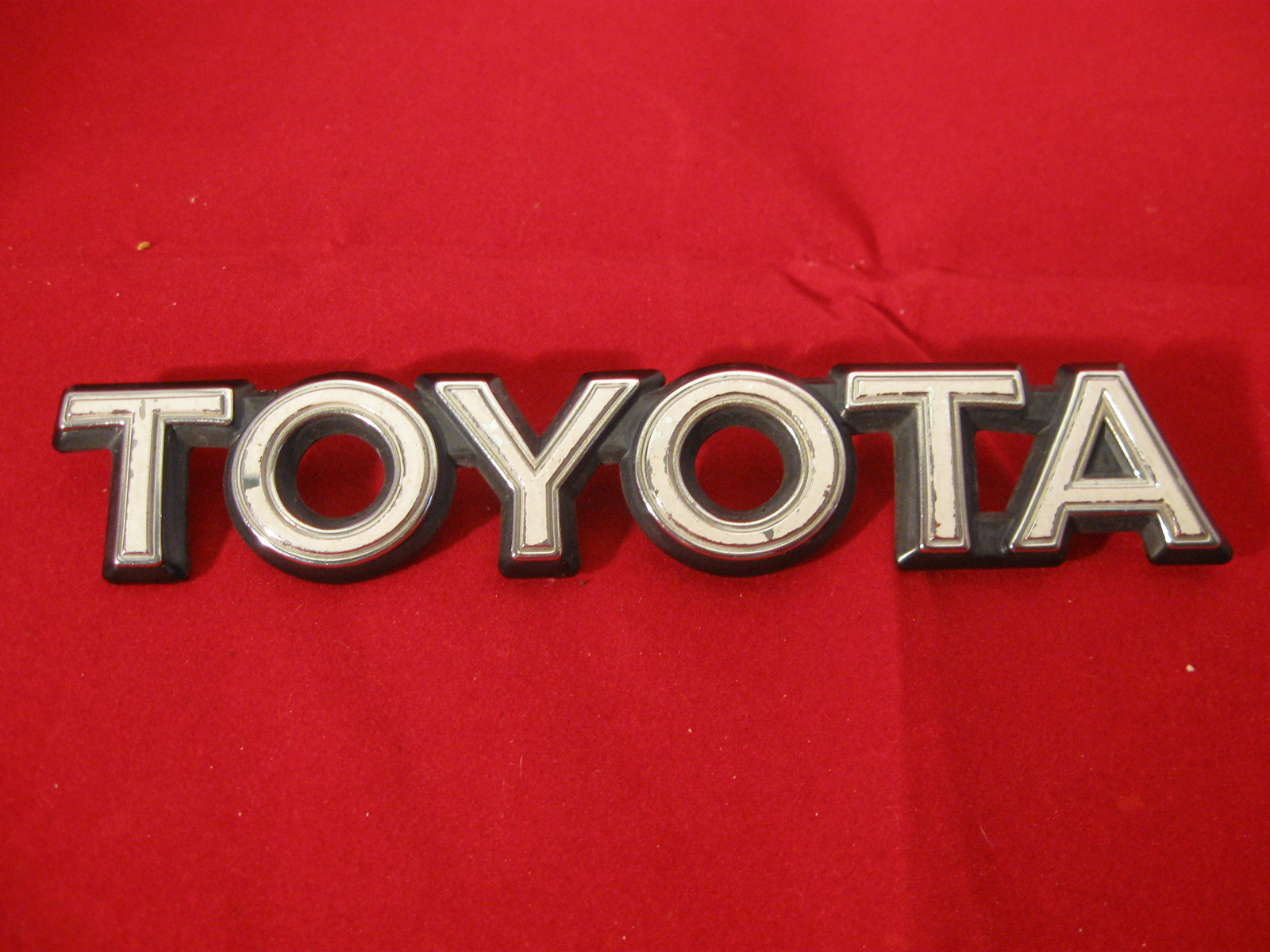 1984-1991 Toyota White Plastic Vintage Script Emblem - Decals, Emblems ...