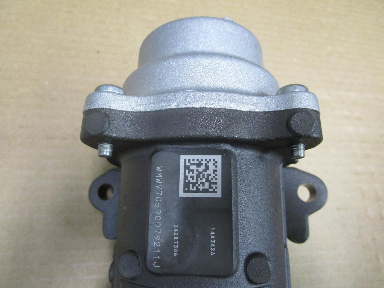 OEM 2017-2018 GM Automatic Auxiliary Fluid Accumulator 24287306 ...