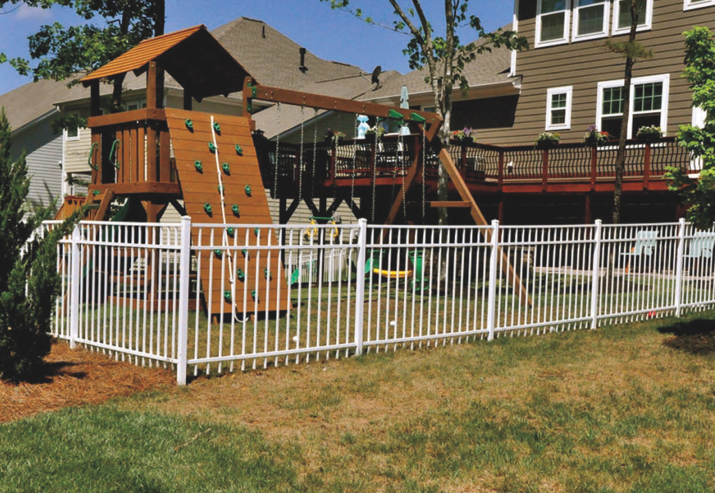WHITE ALUMINUM FENCE 54 inch x 6ft ASSEMBLED PANEL Pool Code ”Read ...