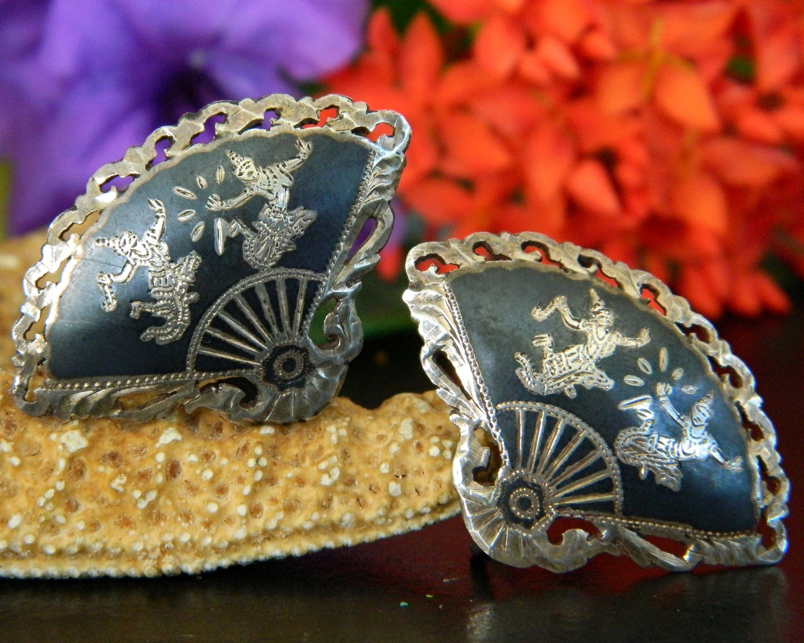 Vintage Niello Siam Fan Earrings Sterling Silver Dancers E Seng Chong ... Vintage Niello Siam Fan Earrings Sterling Silver Dancers E Seng Chong ...