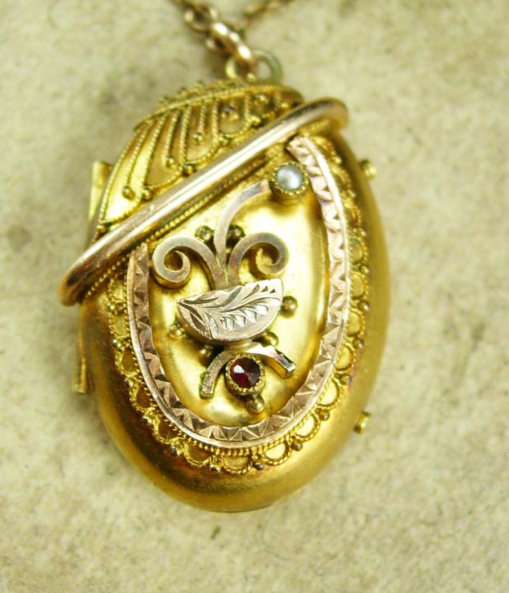 VIctorian Locket garnets seed pearls etrsucan mixed metals rose and ...