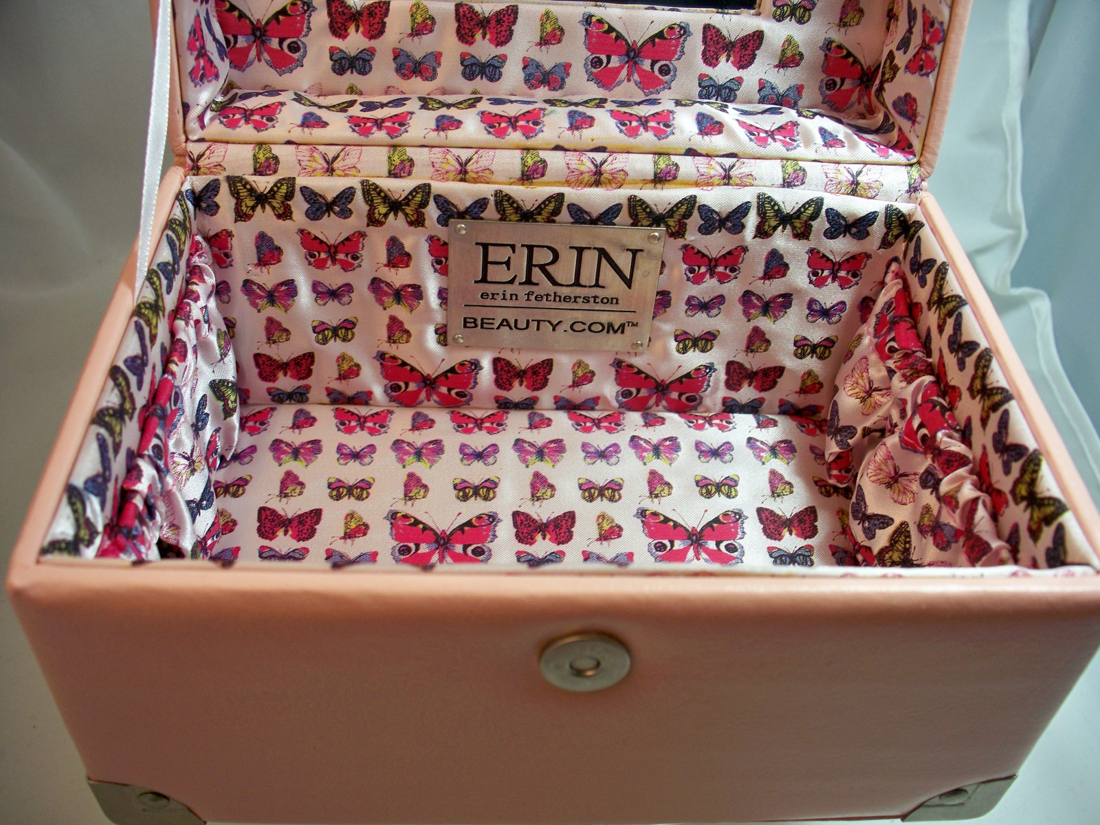 Erin Fetherston Pink Train Case style Makeup or Jewelry box New ...