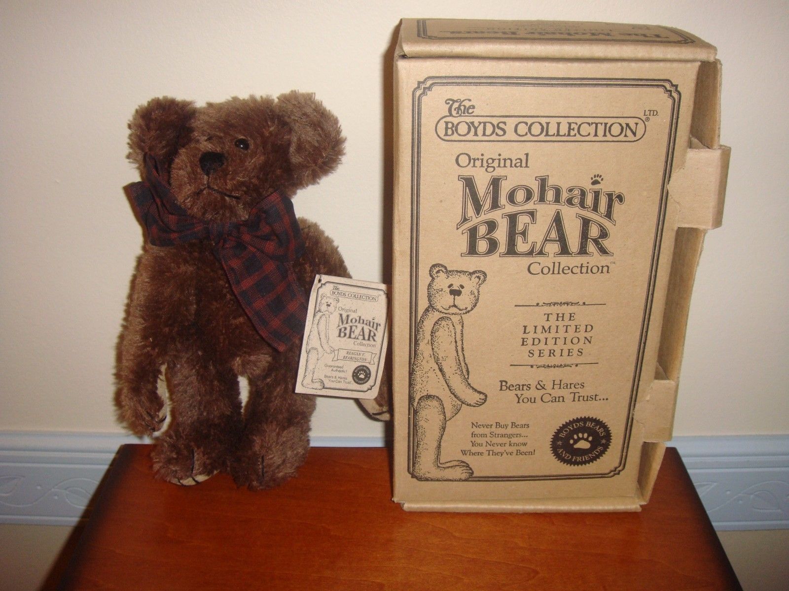 Boyds Bears Mohair Reagan V Bearington Bear - Bears, Clothing & Accessories