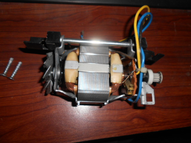 Singer 9217 Internal Motor #988529-222 Tested Working w/3 Lead Wires ...