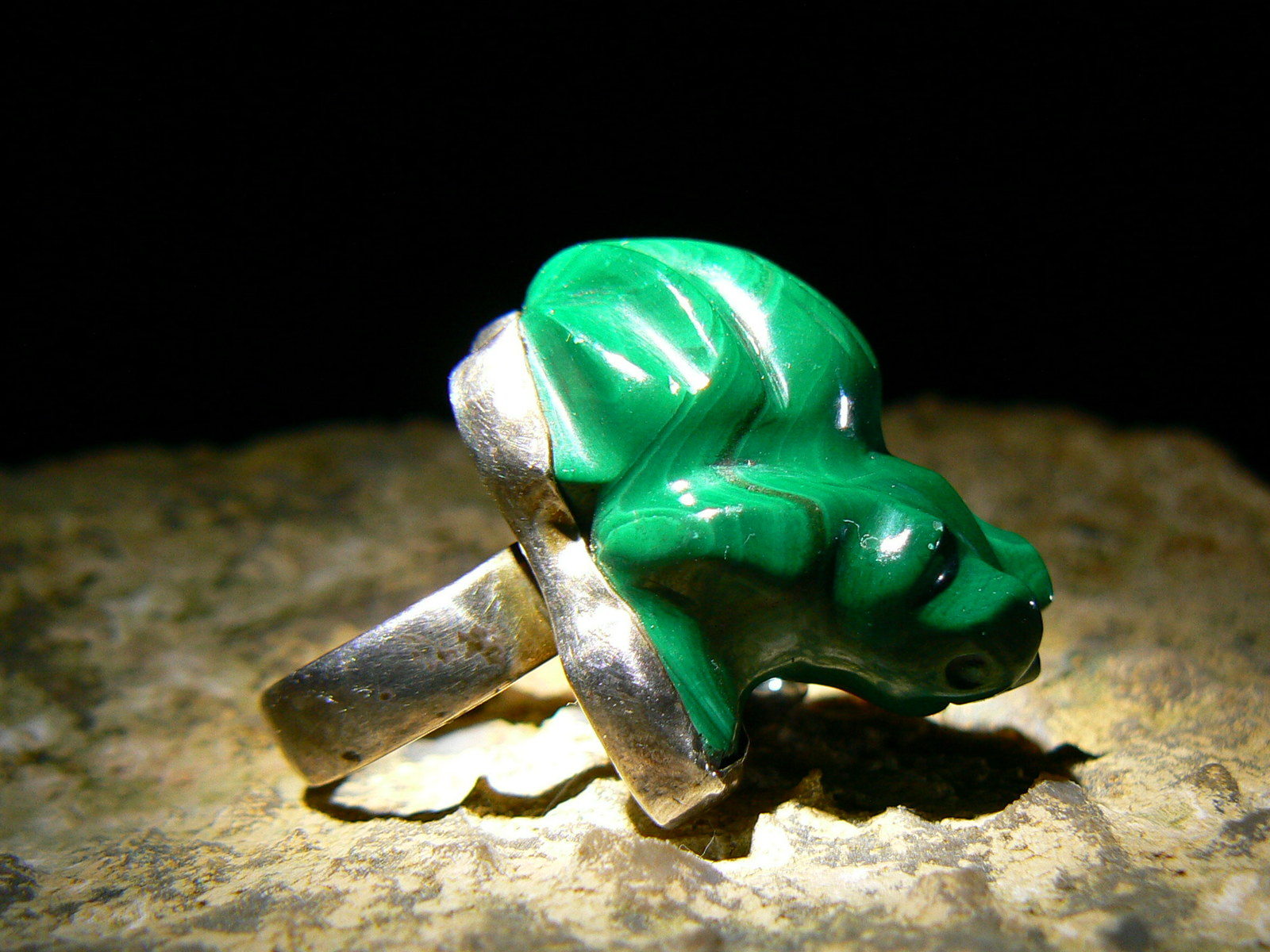 EGYPTIAN GODDESS HEKET GIVER of LIFE Antique Malachite Frog Ring izida ...
