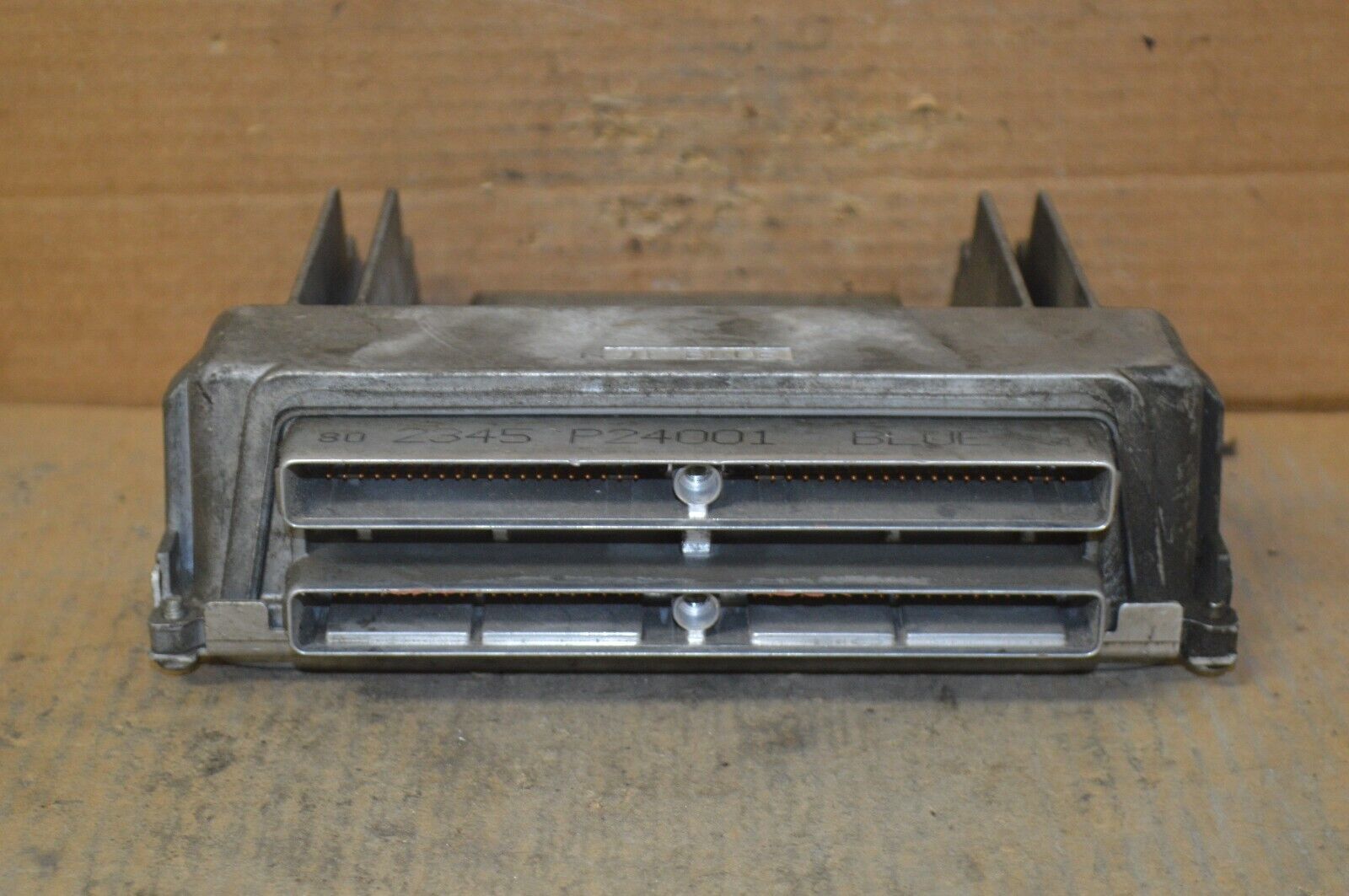 03-06 Chevrolet Tahoe Engine Control Unit ECU 12589463 Module 821-4D8 ...