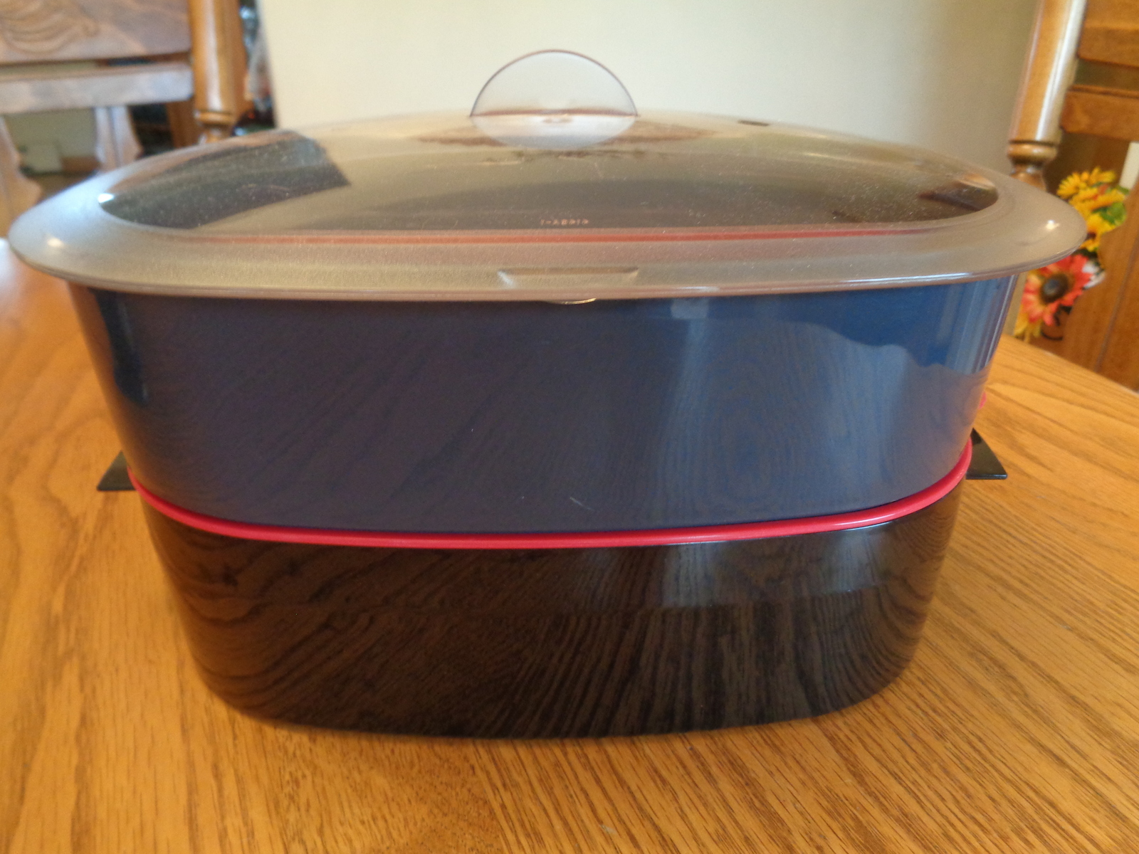 Tupperware Stack Cooker Microwave Cookware Steamer Oval 2-1/4 qt Black ...