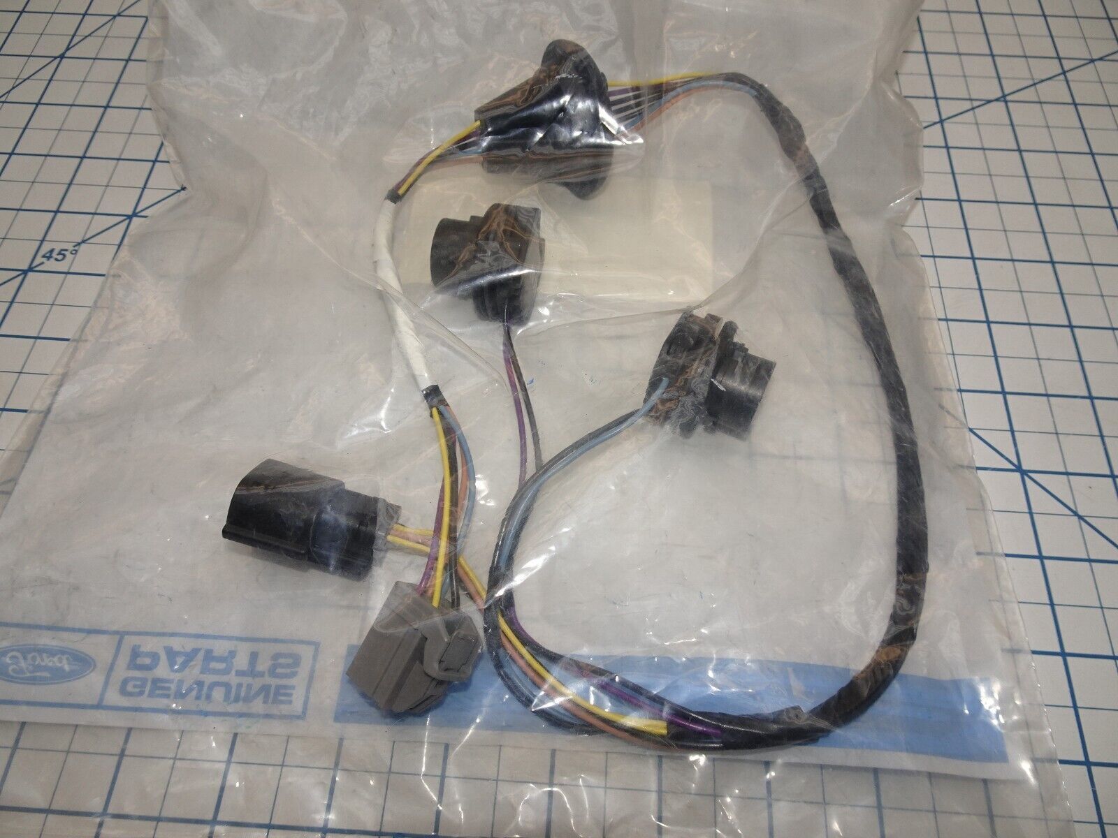 Ford BB5Z-13410-B Wiring Harness Pigtail Connector for Tail Light ...