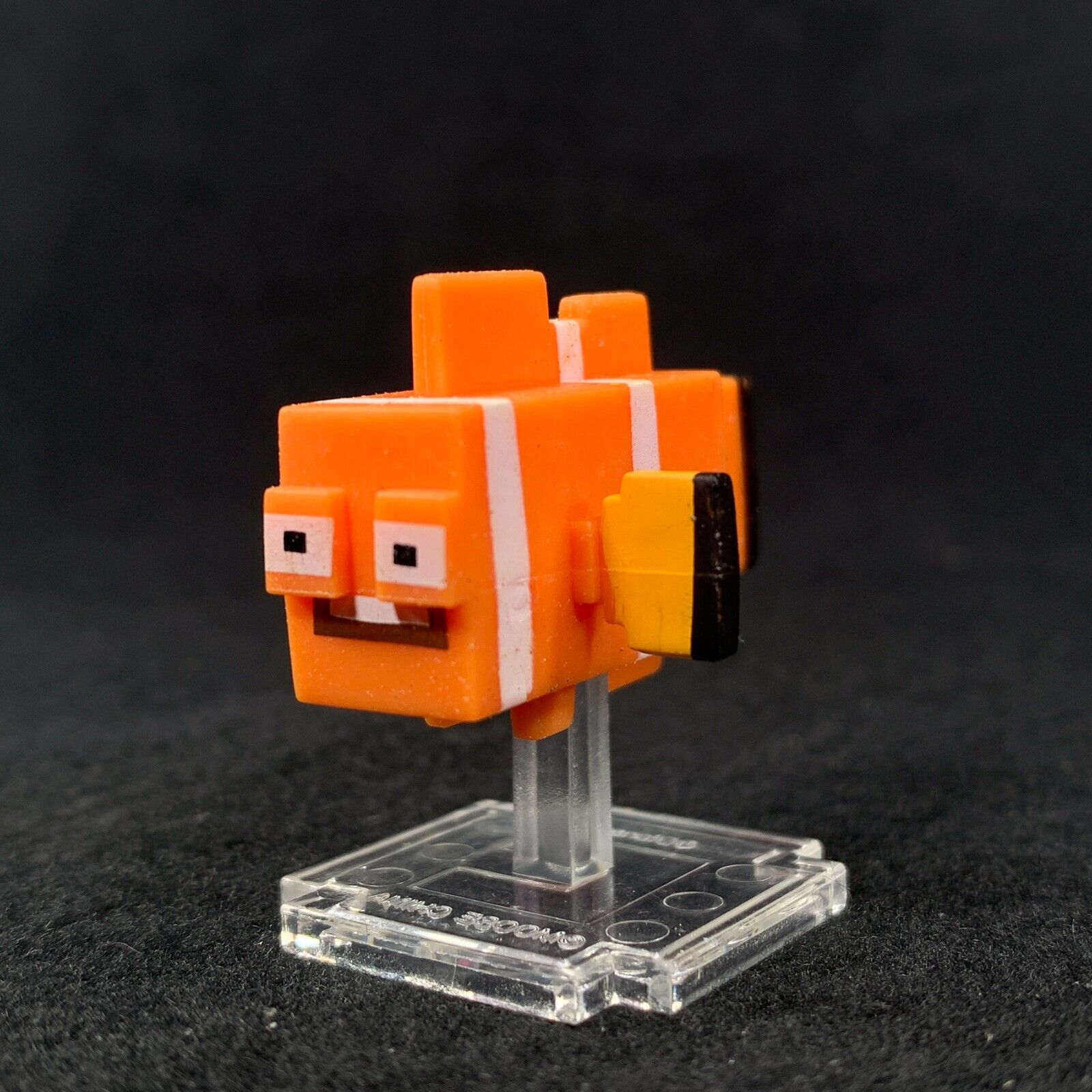 Disney Crossy Road Finding Nemo Marlin Mini Mystery Pixelated Figure ...
