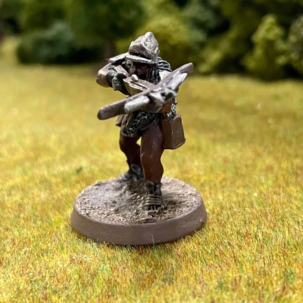 Uruk-hai with Crossbow 1 Painted Miniature Half-orc Ranger Middle-Earth ...