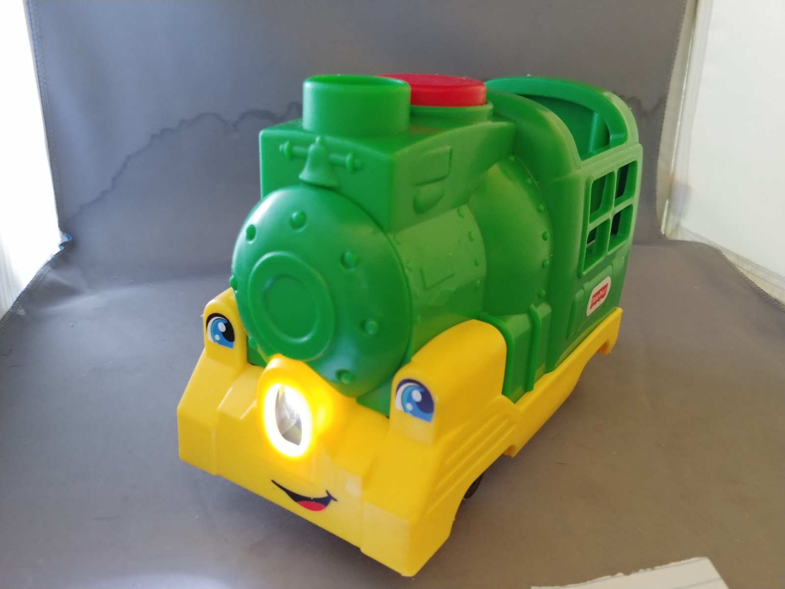 Fisher Price Little People Friendly Green Passenger Train- Engine only ... Fisher Price Little People Friendly Green Passenger Train- Engine only ...
