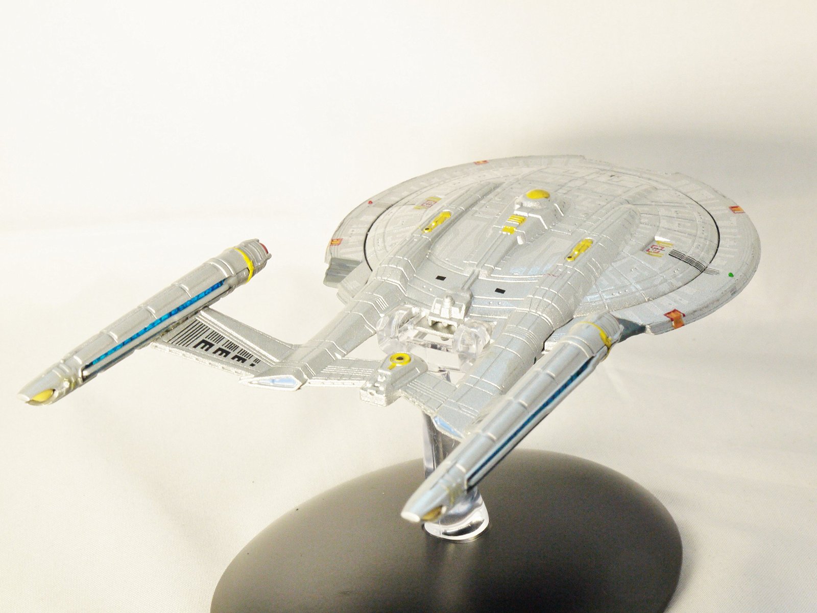 STAR TREK Mini Spaceship Model diecast Starship Enterprise NX-01 Figure ...