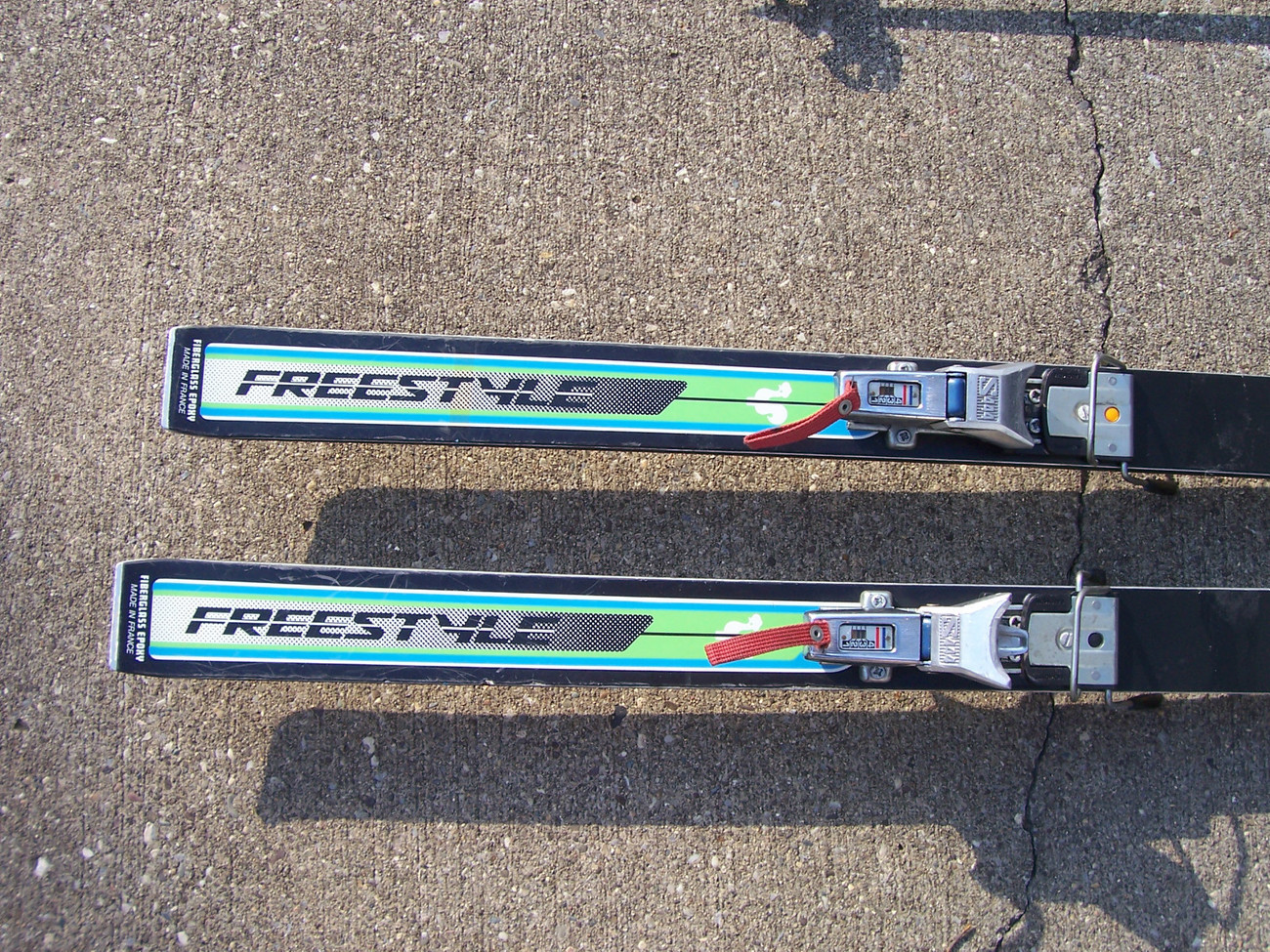 Vintage Freestyle Dynastar Skiis with bindings and poles 1970’s - Skis