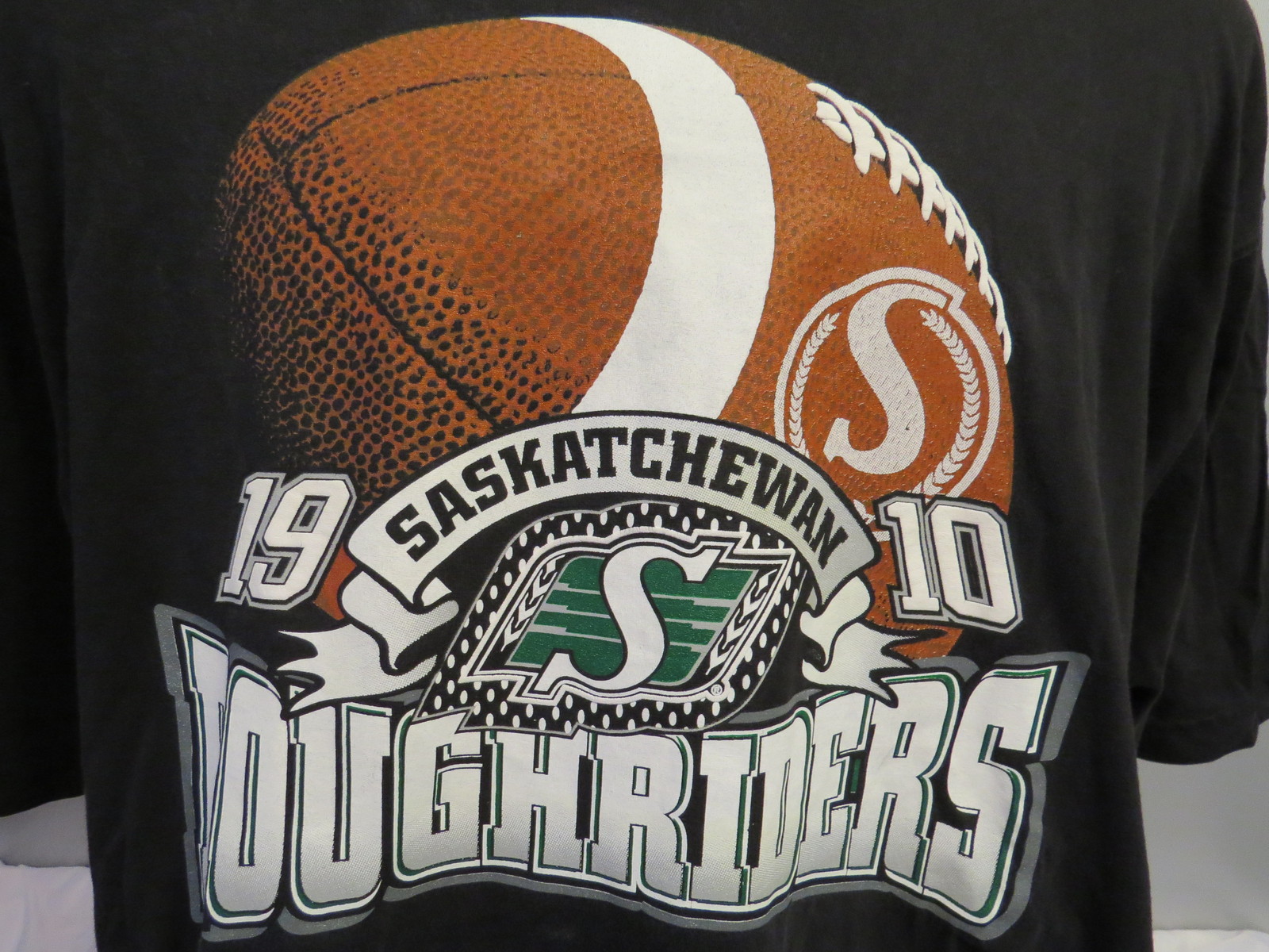Saskatchewan Roughriders Shirt - Football and similar items