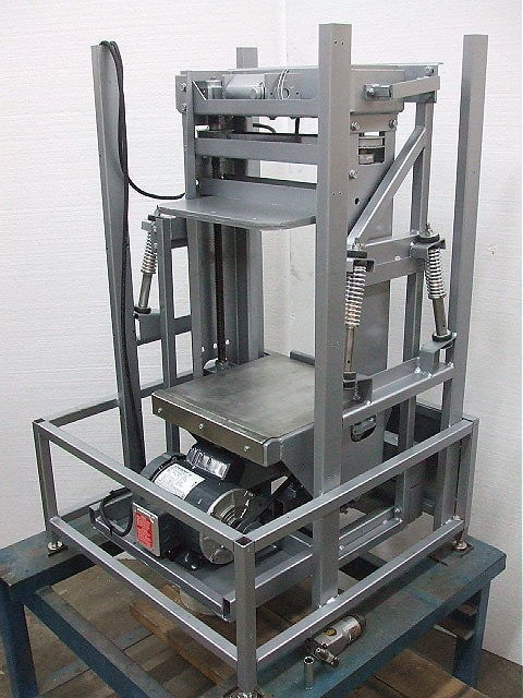 (3) Remanufactured HARBIL® 5G-HD 5 Gal Paint Shaker/Mixer -With ...