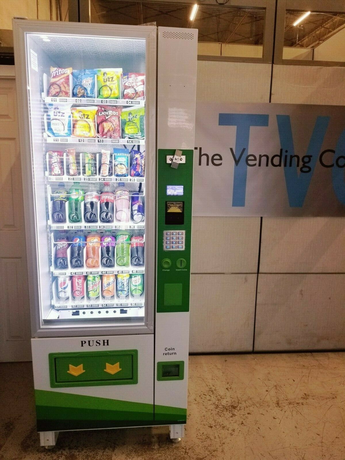 Combo vending machine - Snack & Beverage Combo