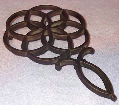 Vintage Hangable Cast Iron Wilton Trivet Six Circles with Three Legs ...