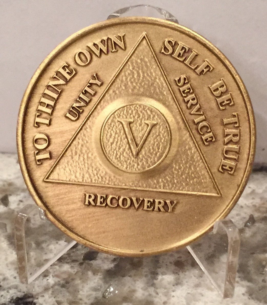 5 Year AA Medallion And Stand Alcoholics Anonymous Sobriety Chip Set ...