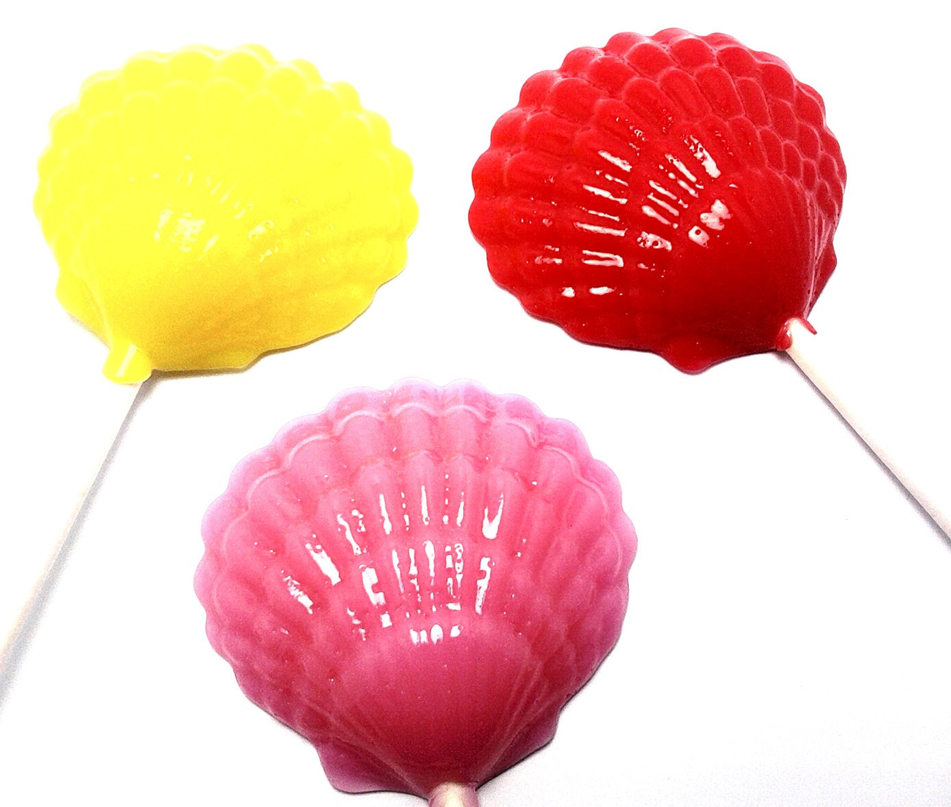 12 OPAQUE CLAM SHELL Lollipops - Hard Candy - Food & Beverages