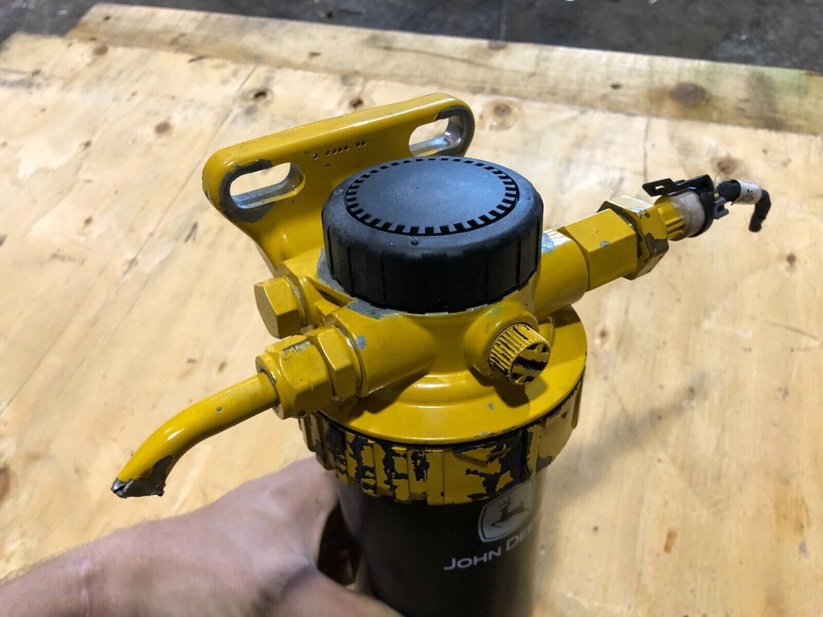 John Deere Diesel Engine 6068 fuel water separator assembly RE541922 ...