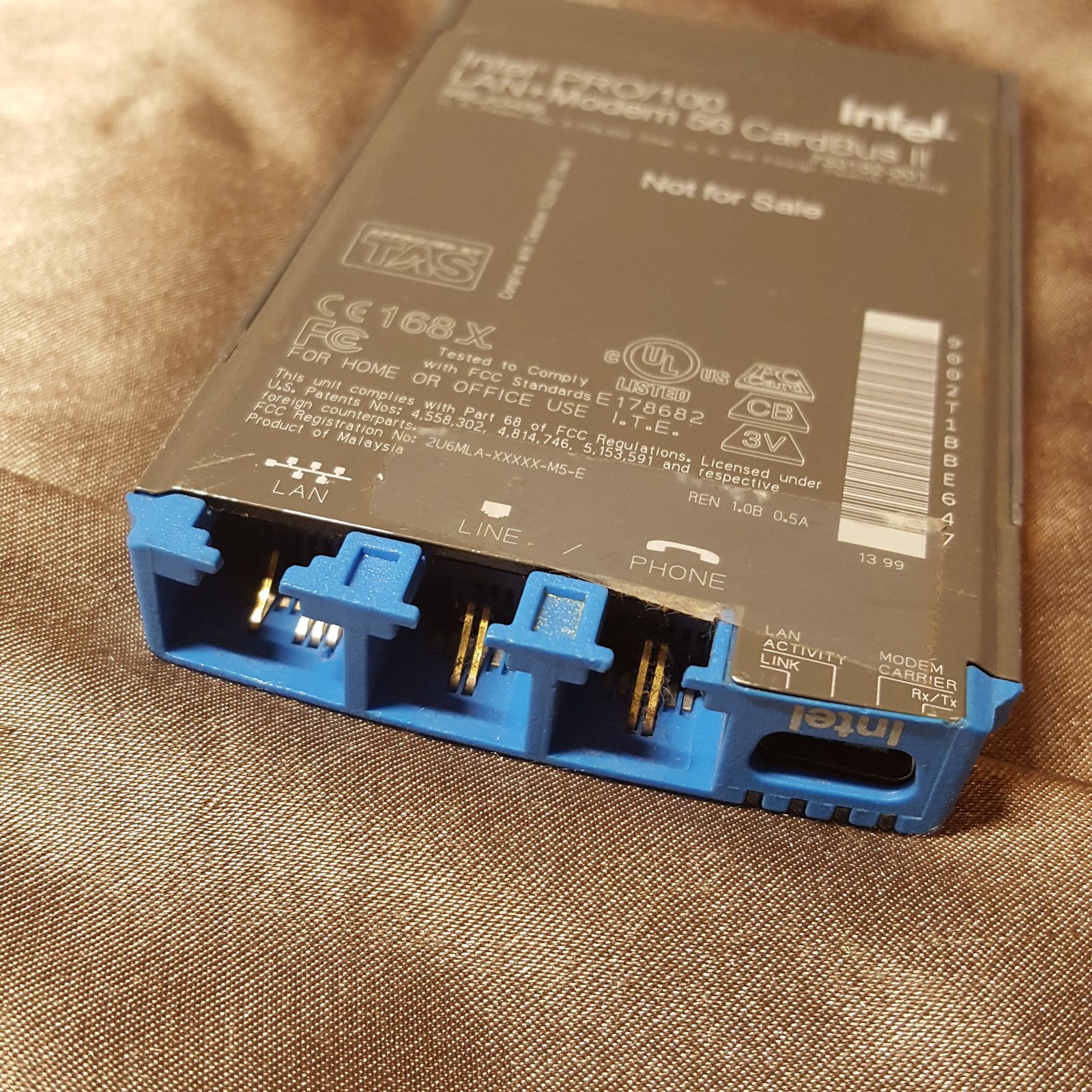 Intel PRO/100 LAN+ Modem 56 Cardbus 2 MBLA3456 - Interface/Add-On Cards