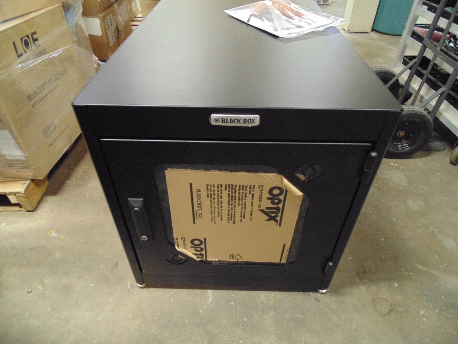 BLACK BOX RM145A-R2 Low profile compact 11U Server Rack Cabinet SOHO ...