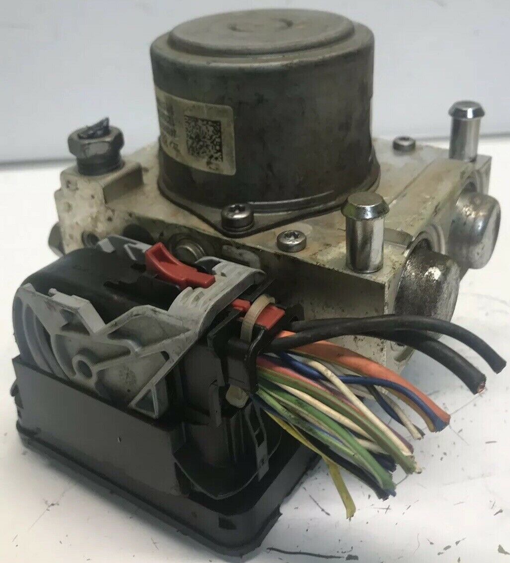 ABS Anti Lock Brake Pump 2016 2017 Chevrolet Silverado / Sierra 1500 ...